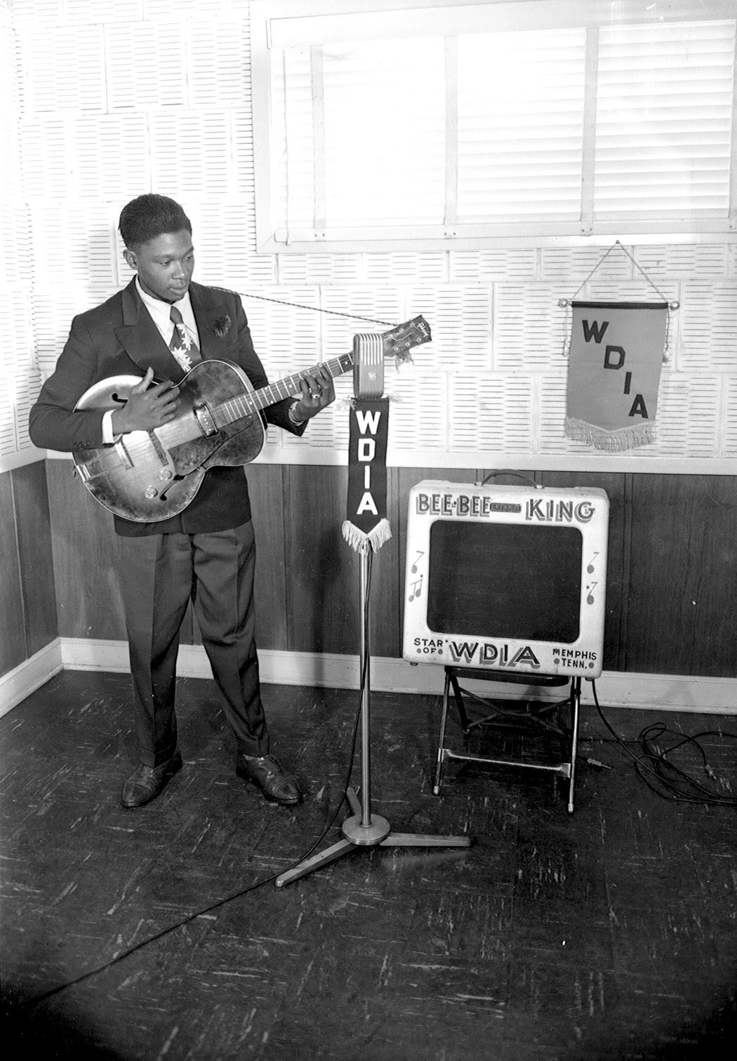 Great Guitarists #14: BB King – Tim Higgins, Guitarist