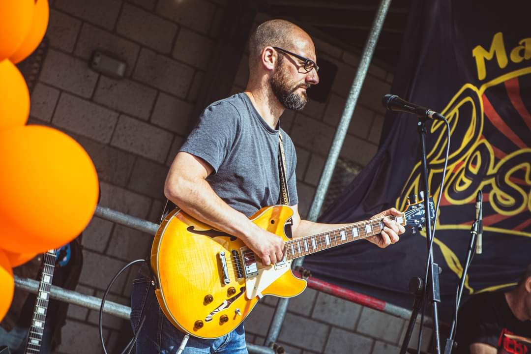 Media – Tim Higgins, Guitarist